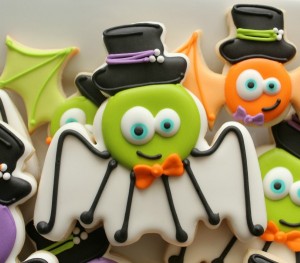 Silly Spider and Bat Cookies - The Sweet Adventures of Sugar Belle