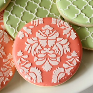 How to Make Coral Royal Icing - The Sweet Adventures of Sugar Belle