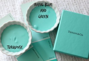 How to Make Tiffany Blue Icing - The Sweet Adventures of Sugar Belle