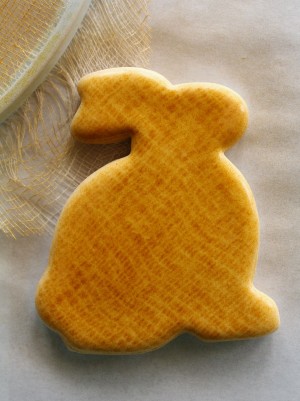 Easy Decorated Burlap Cookies - The Sweet Adventures of Sugar Belle